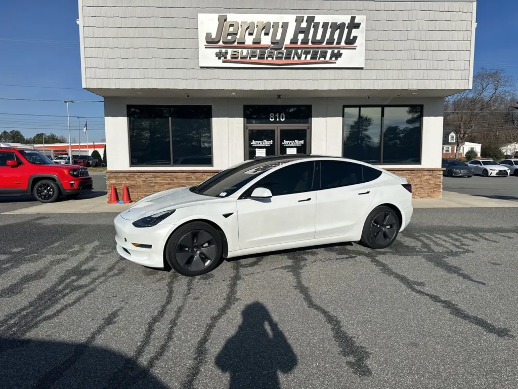 Used 2021 Tesla Model 3 Standard Range Plus for sale in Lexington, NC ...