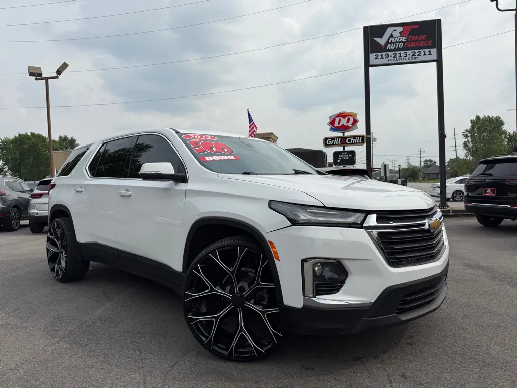 Used 2022 CHEVROLET TRAVERSE 1FL for sale in Crown Point, IN at RT Auto ...