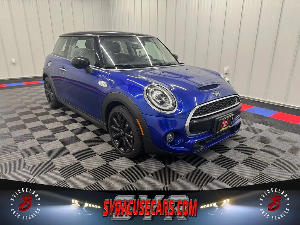 Used 2021 MINI Cooper S Iconic for sale in Bridgeport, NY at Candy Cars ...