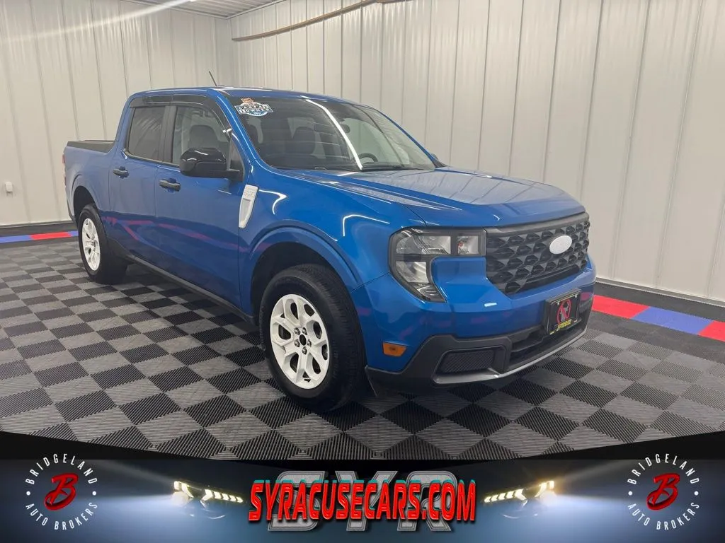 Used 2025 Ford Maverick XLT for sale in Bridgeport, NY at Candy Cars ...