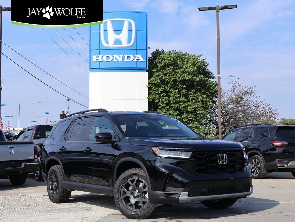 2025 Honda Pilot TrailSport for Sale - Kansas City, MO | Jay Wolfe ...