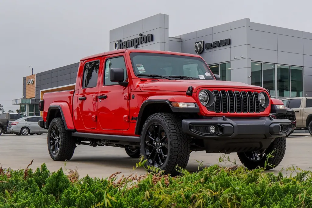 New 2025 Jeep Gladiator Nighthawk | STK# 650275 | Champion Chrysler ...