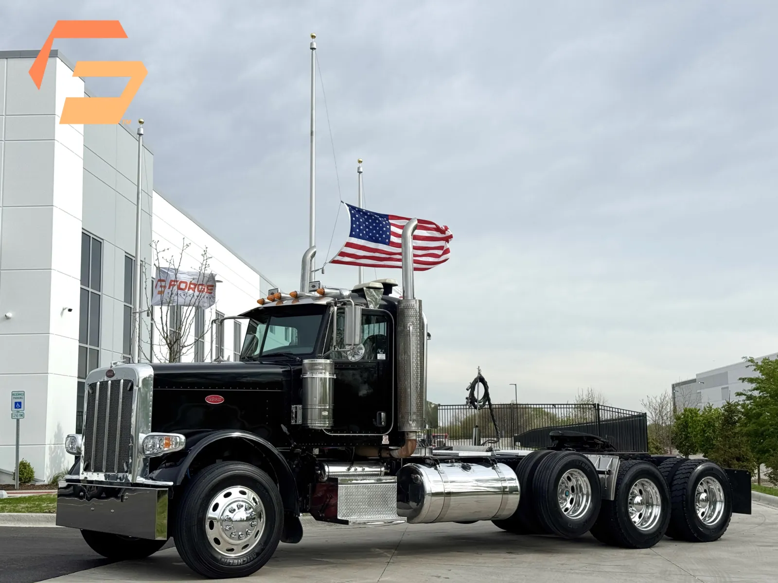 Used 2011 PETERBILT 388 for sale in New Lenox, IL at Forge Truck ...
