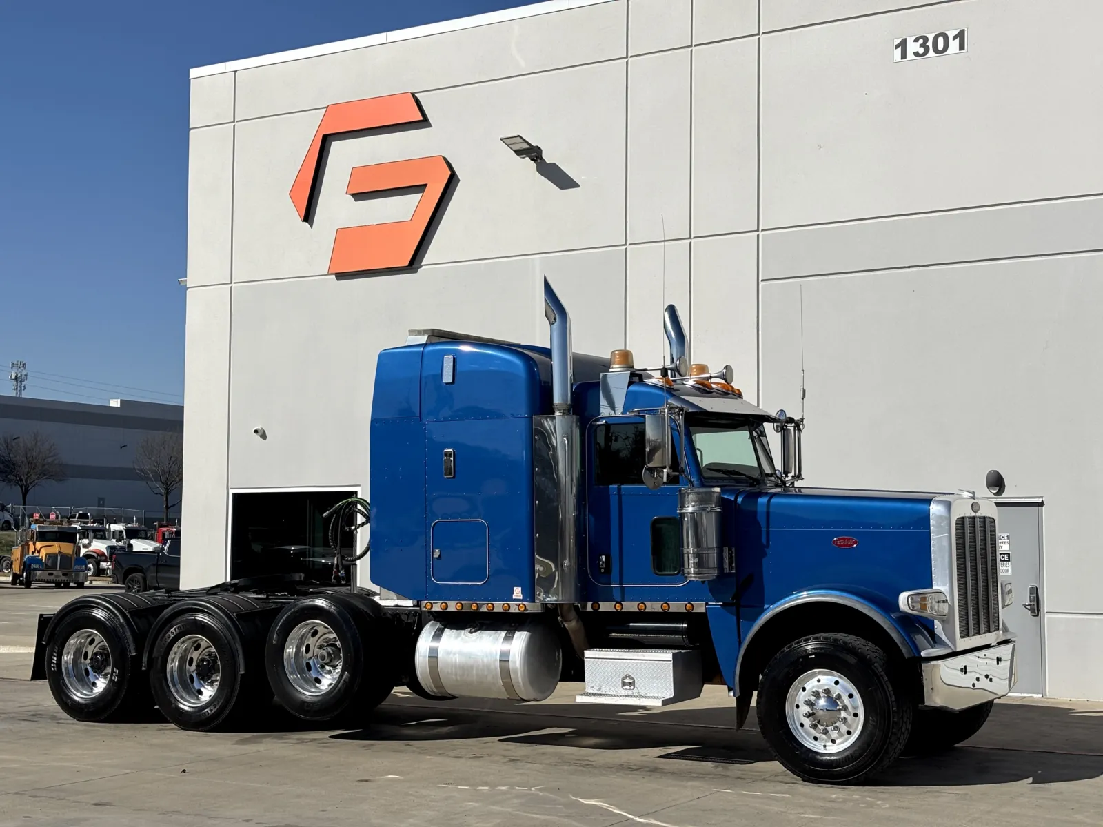 Used 2018 PETERBILT 389 for sale in Hutchins, TX at Forge Truck Centers ...