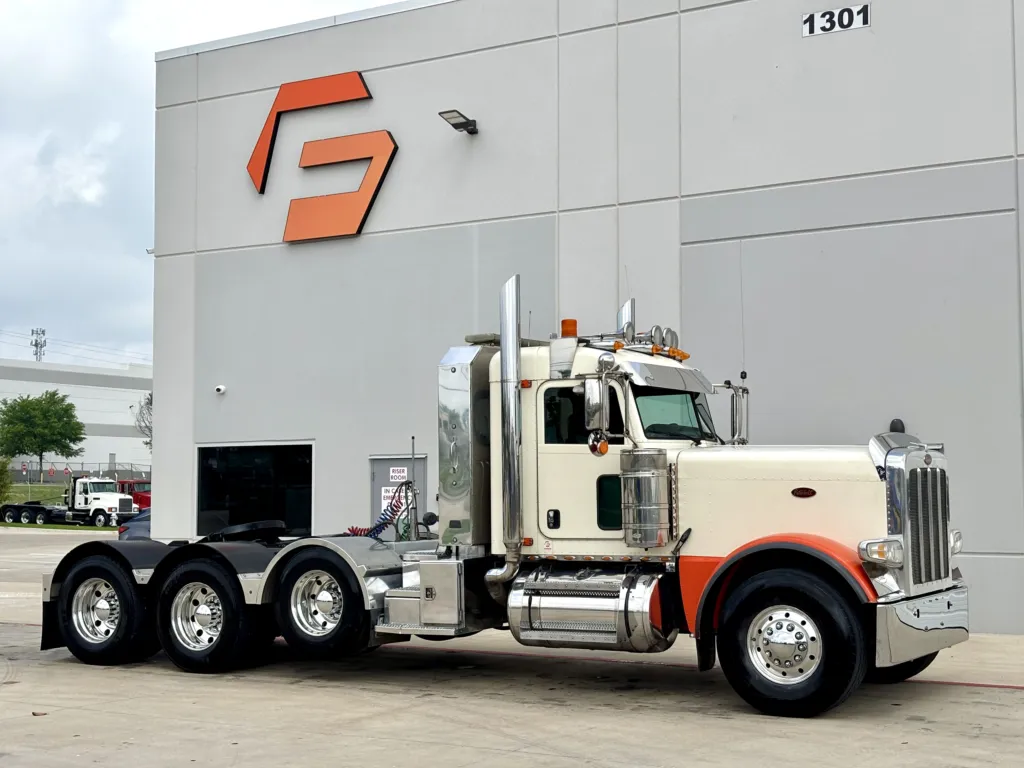 Used 2016 PETERBILT 389 for sale in Hutchins, TX at Forge Truck Centers ...