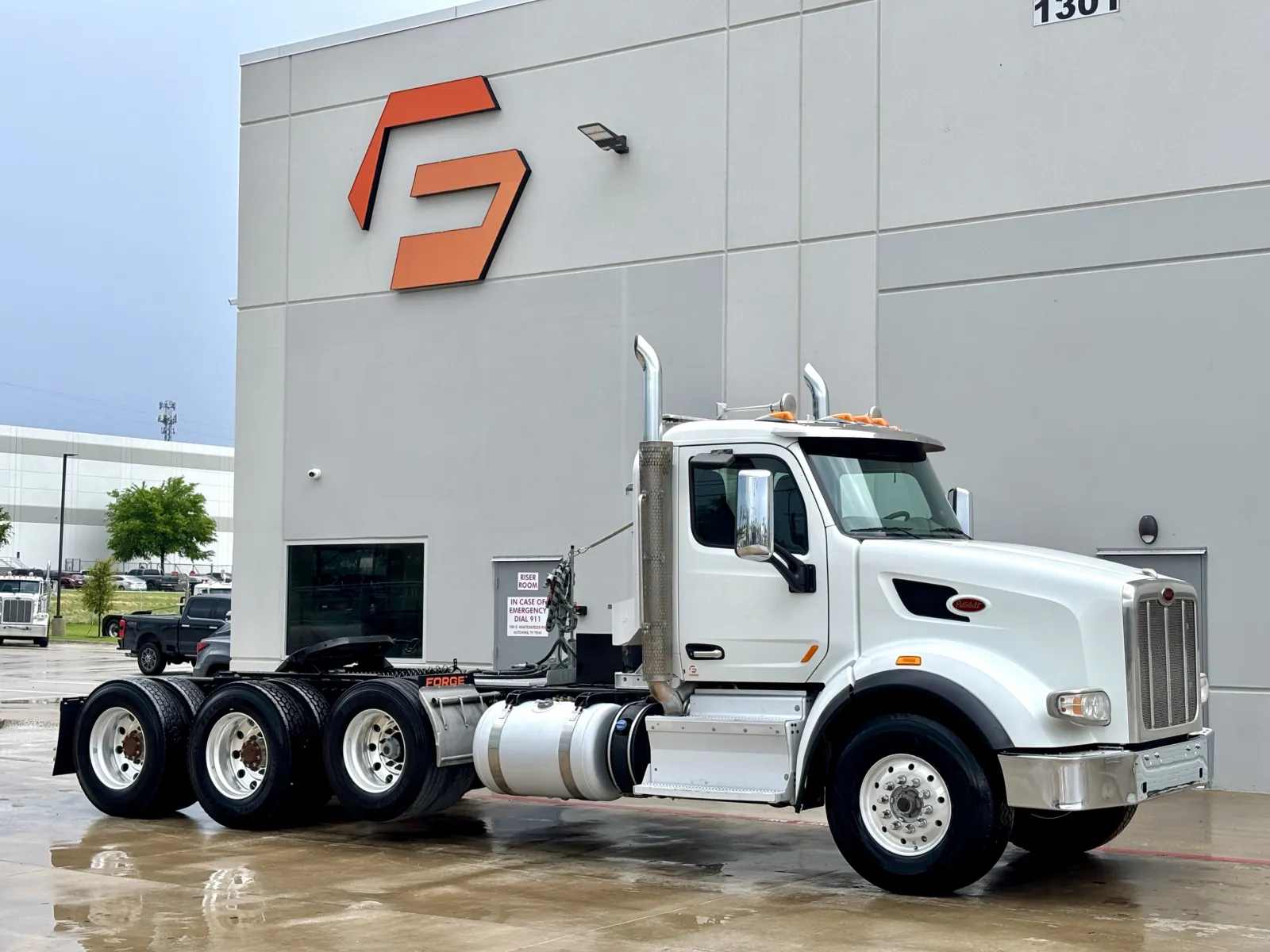 Used 2016 PETERBILT 567 for sale in Hutchins, TX at Forge Truck Centers ...