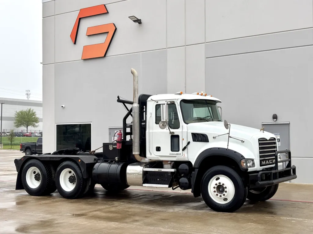 Used 2011 MACK GU713 for sale in Hutchins, TX | VIN: 1M2AX04Y2BM010956