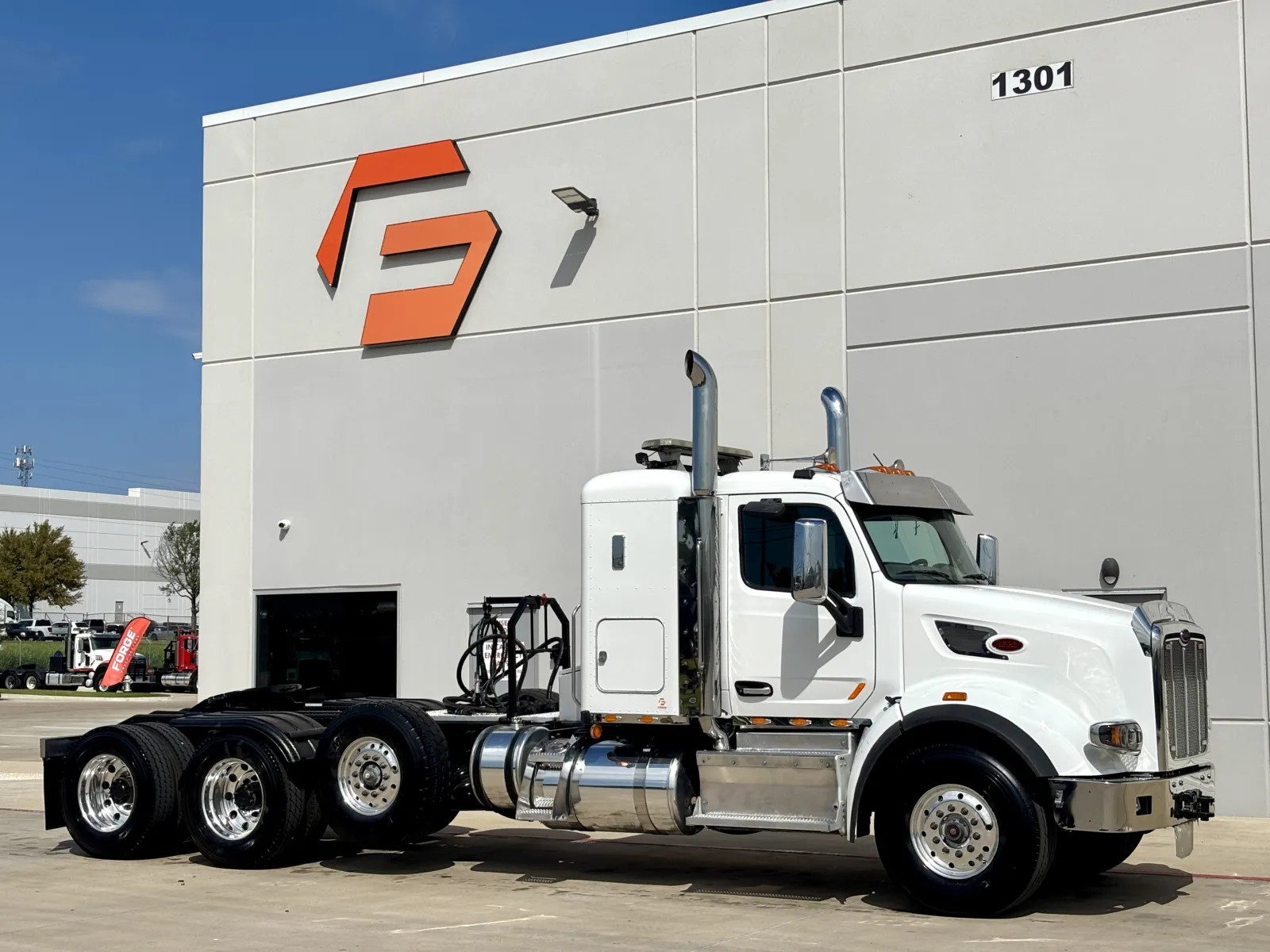 Used 2016 PETERBILT 567 for sale in Hutchins, TX at Forge Truck Centers ...