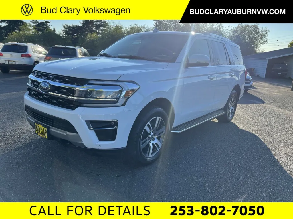 Used 2023 Ford Expedition Limited for sale in Auburn, WA at Bud Clary ...
