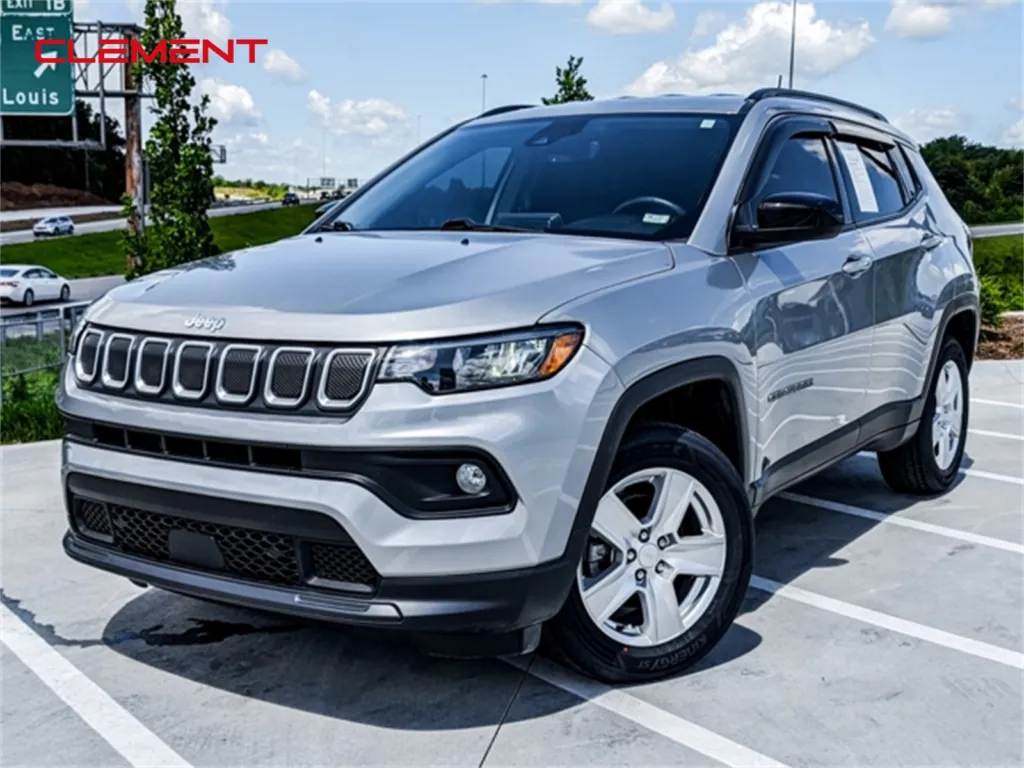 Used 2022 Jeep Compass Latitude for sale in O'Fallon, MO | VIN ...
