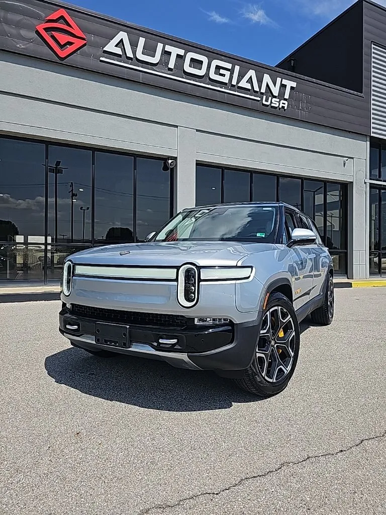 Used 2023 Rivian R1S Adventure for sale in Fishers, IN at AutoGiant USA ...