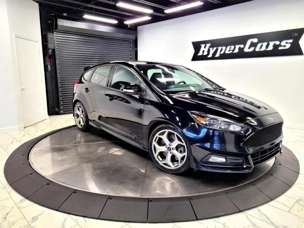 Used 2016 Ford Focus ST for sale in New Albany, IN at HyperCars | VIN ...