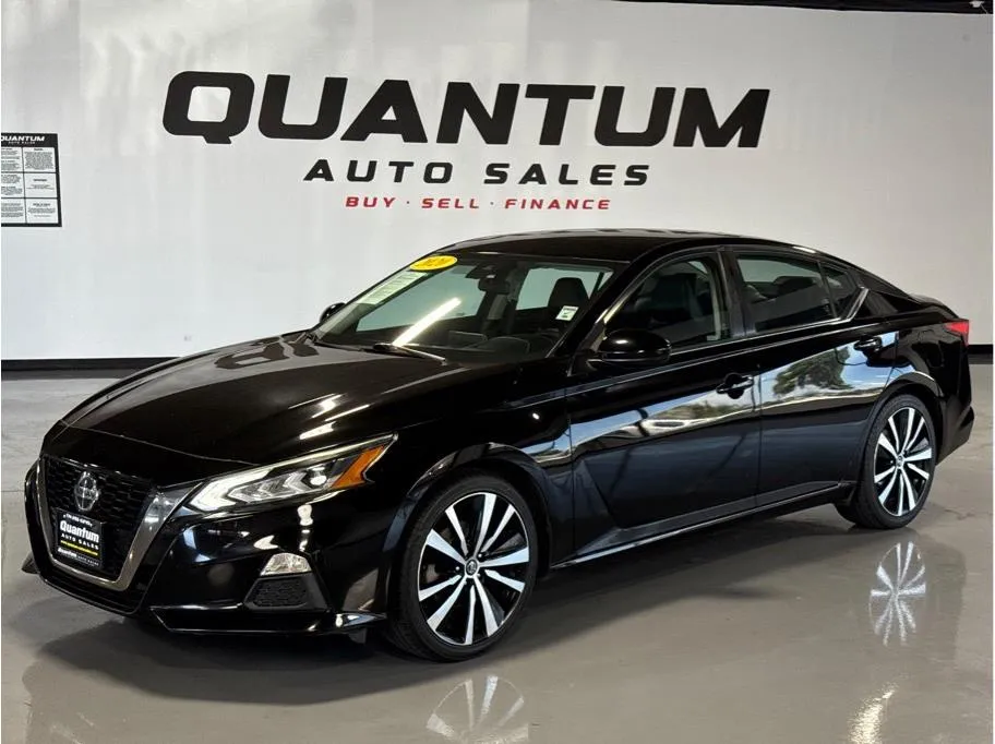 Used 2020 Nissan Altima 2.5 SR Sedan 4D for sale in Garden Grove, CA at ...