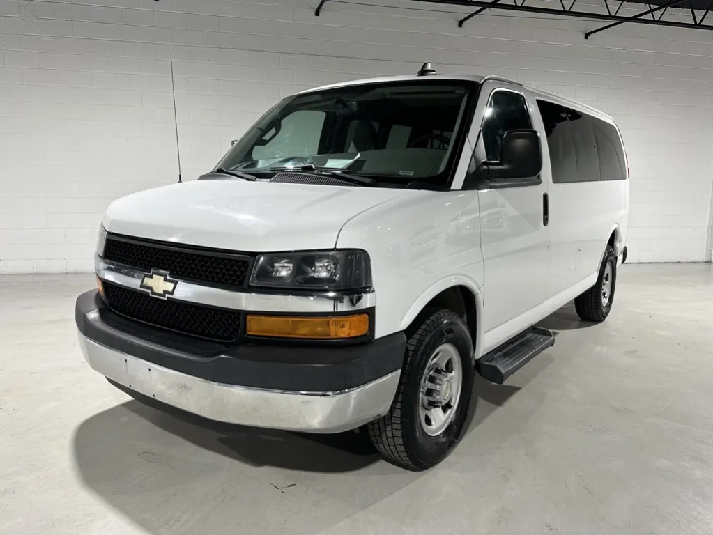 Used 2016 Chevrolet Express 3500 LT for sale in Charlotte, NC at Dream ...