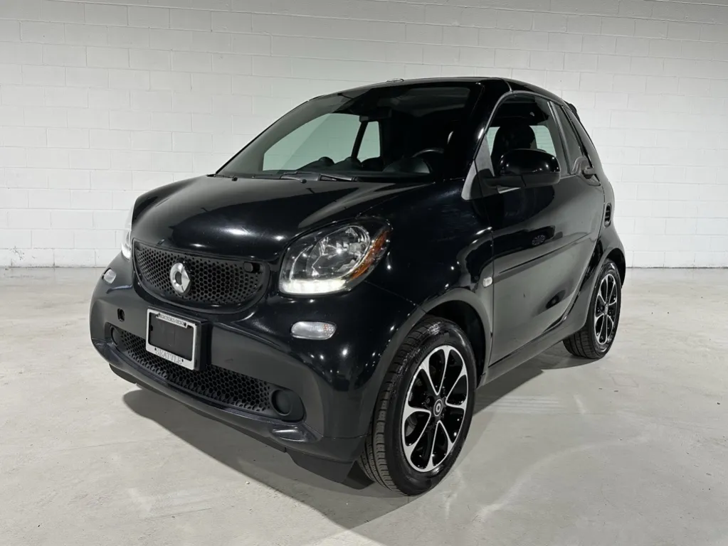 Used 2017 smart Fortwo for sale in Charlotte, NC at Dream Work ...
