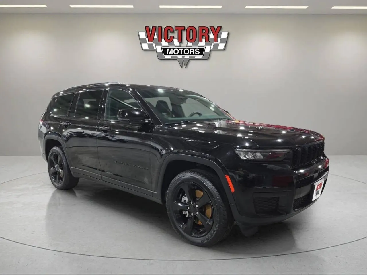 Used 2023 Jeep Grand Cherokee L Laredo 4x4 4dr SUV for sale in ...