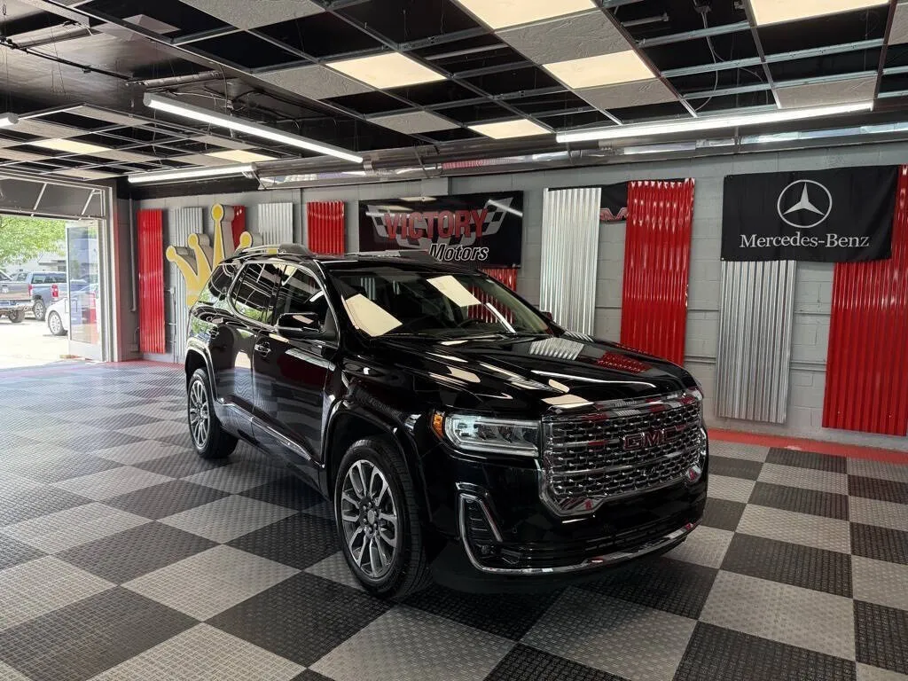 Used 2023 GMC Acadia Denali 4x4 4dr SUV for sale in Royal Oak, MI at ...