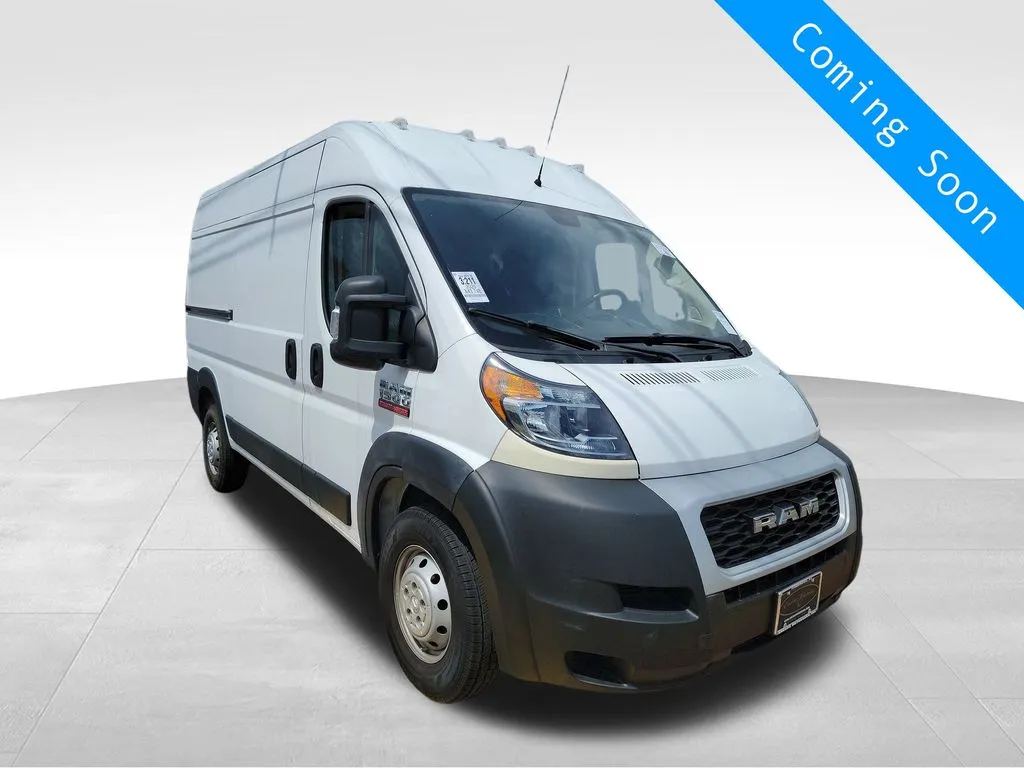 Vans for Business: Chevrolet Express Vs. Ram ProMaster Vs. Ford Transit ...