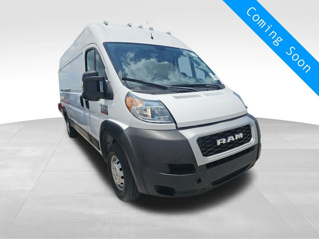 Vans for Business: Chevrolet Express Vs. Ram ProMaster Vs. Ford Transit ...