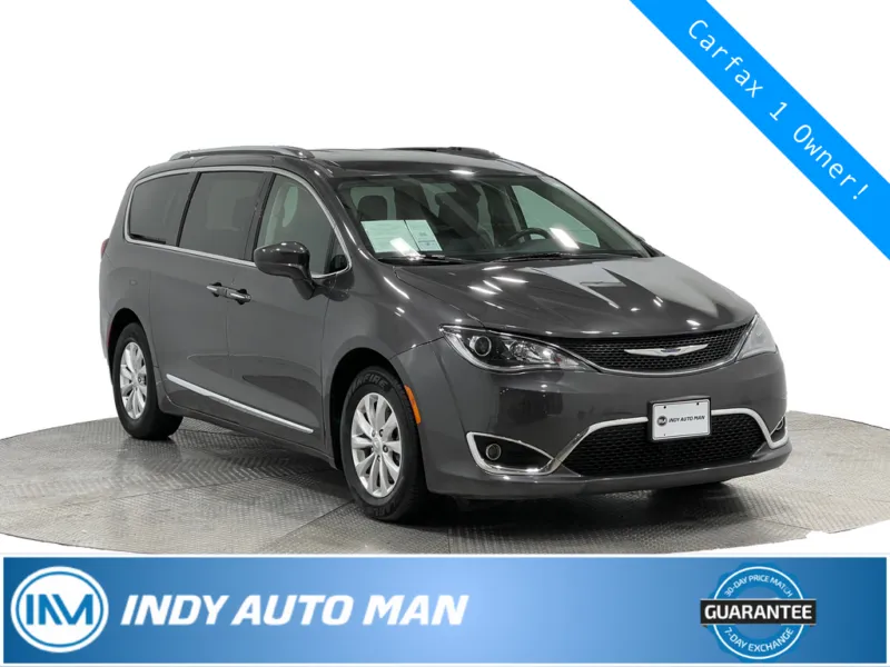 Used 2019 Chrysler Pacifica Touring L for sale in Indianapolis, IN at ...