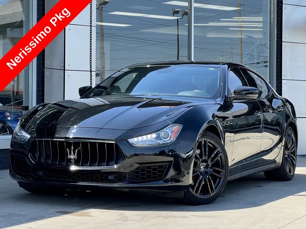 Maserati Ghibli Blacked Out 2015 Maserati Ghibli S Q4 Sedan 3,0L V6