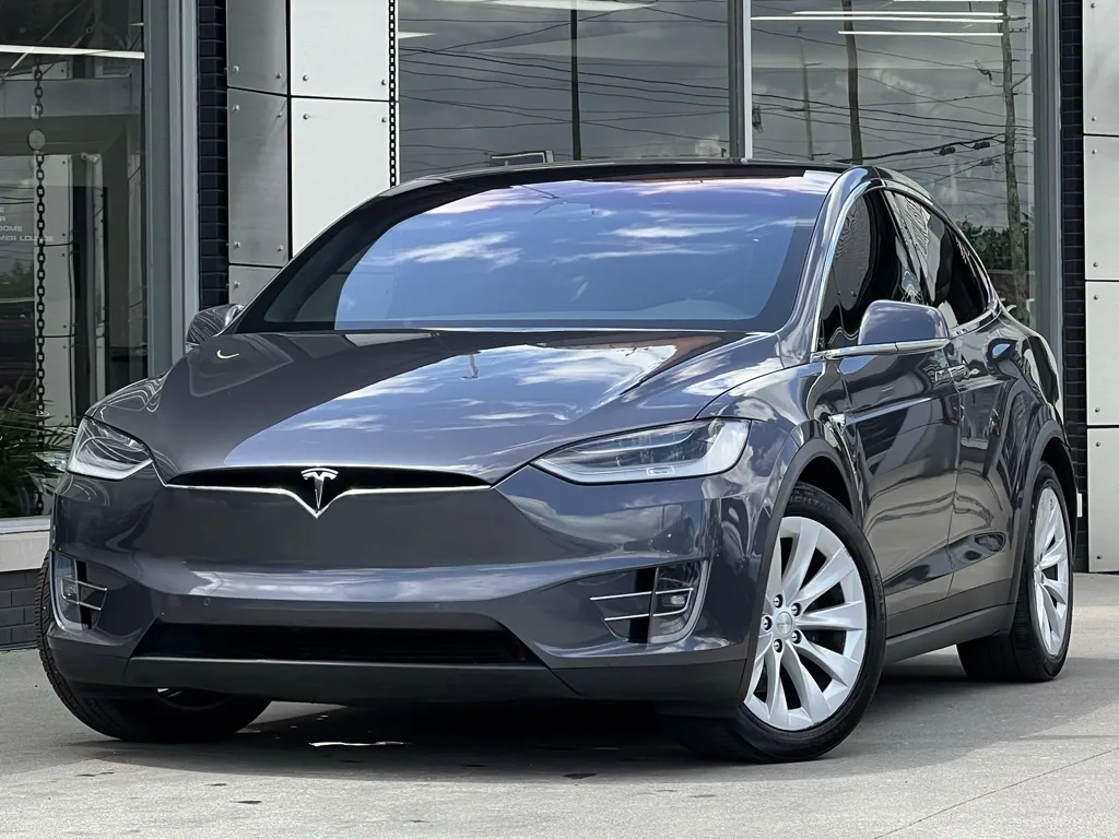 Used 2020 Tesla Model X Long Range for sale in Indianapolis IN VIN 5YJXCBE21LF220376