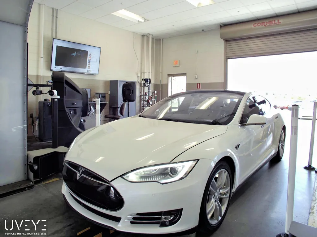 Used 2015 Tesla Model S 85D for sale in Indianapolis, IN at AutoGiant ...