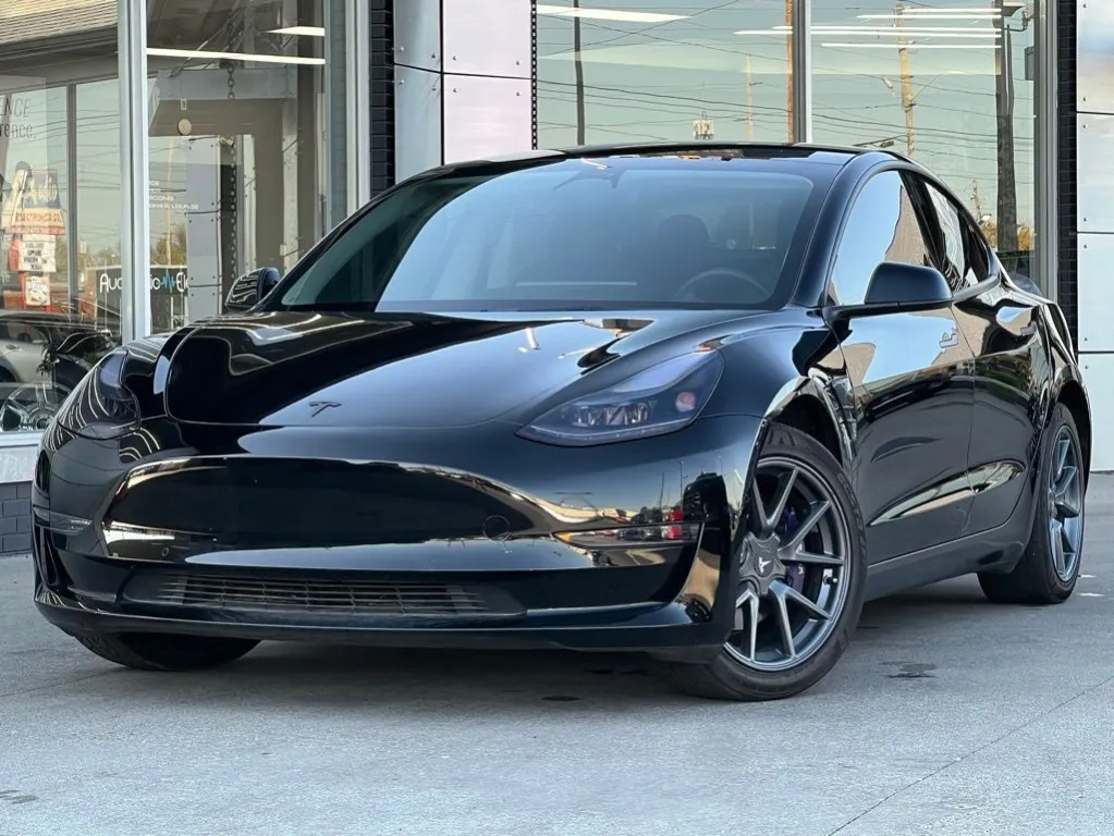 Used 2022 Tesla Model 3 Base for sale in Indianapolis IN VIN 5YJ3E1EA9NF341945