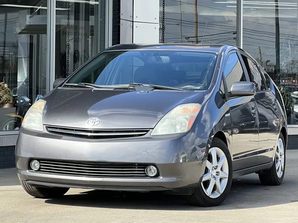 2008 prius store