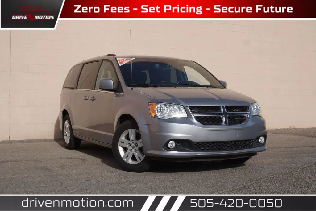 Used 2019 Dodge Grand Caravan Passenger SXT Minivan 4D for sale in Rio ...