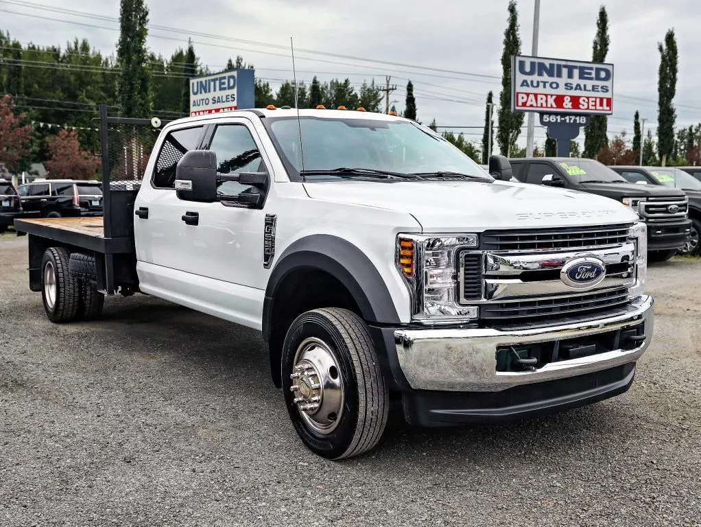 Used 2019 Ford F550 Super Duty Crew Cab & Chassis XLT Cab & Chassis 4D ...