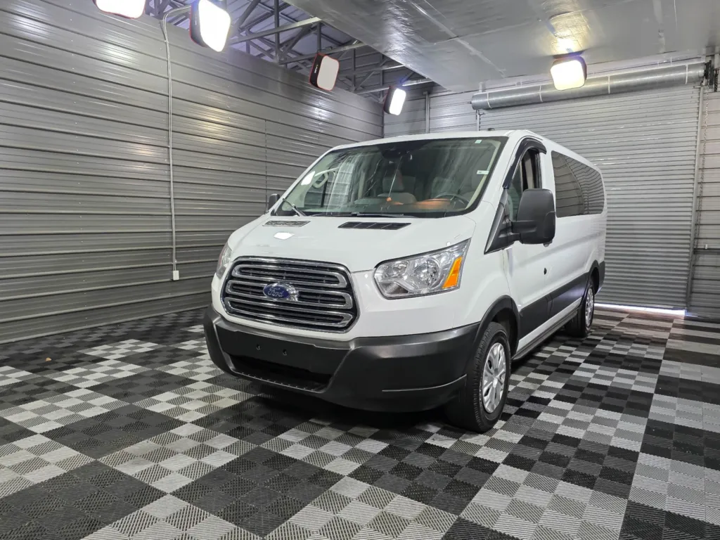 Used 2019 Ford Transit T-150 Passenger XLT Minivan/Van for sale in ...