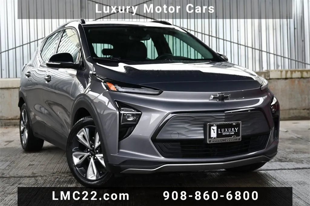 Used 2023 Chevrolet Bolt EUV LT for sale in Hillside, NJ at Luxury ...