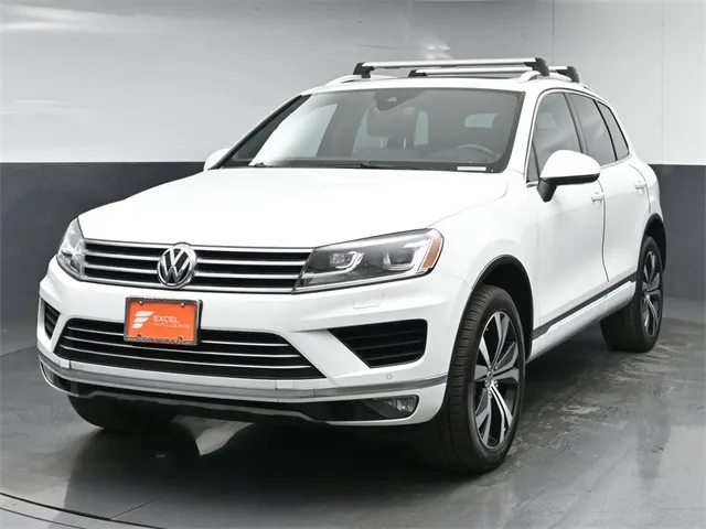 2017 Volkswagen Touareg For Sale