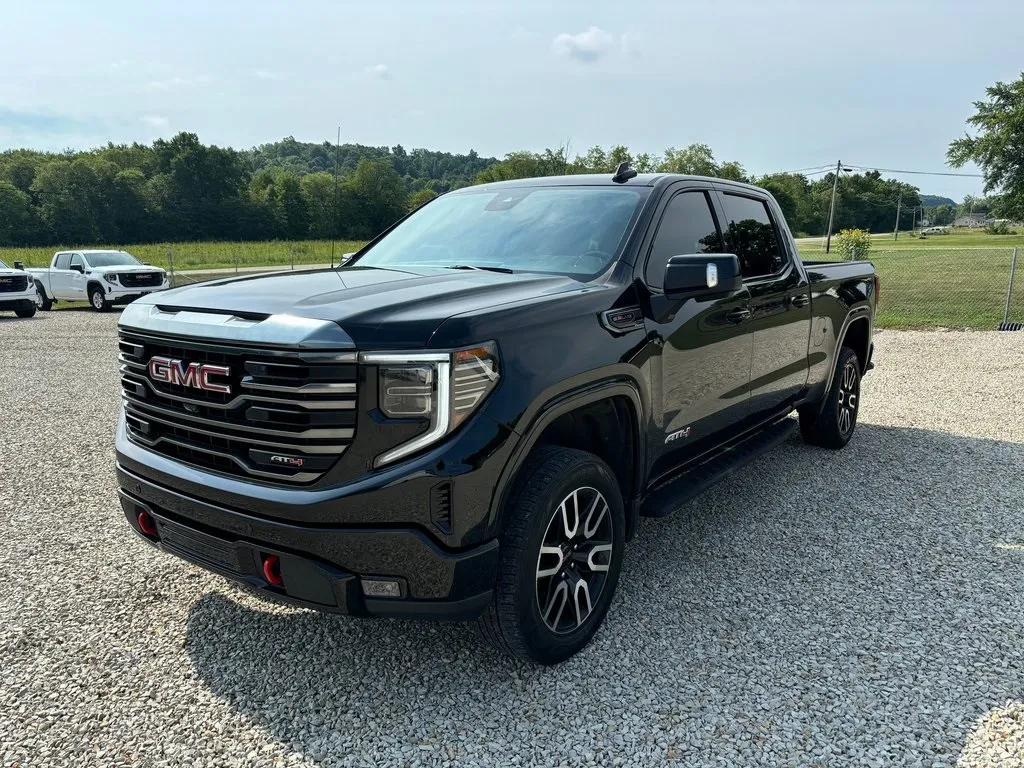 Used 2022 GMC Sierra 1500 AT4 for sale in Crooksville, OH at Fahey ...