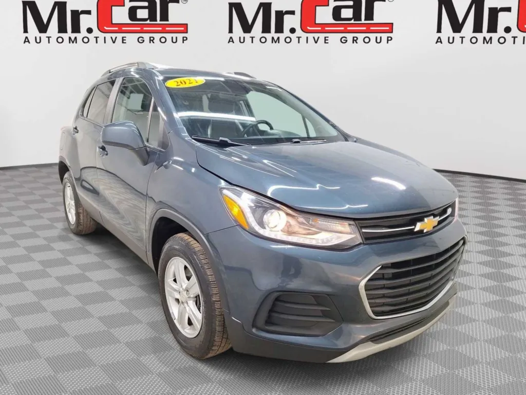 Used 2021 Chevrolet Trax LT for sale in Brentwood, MD at Mr. Car ...