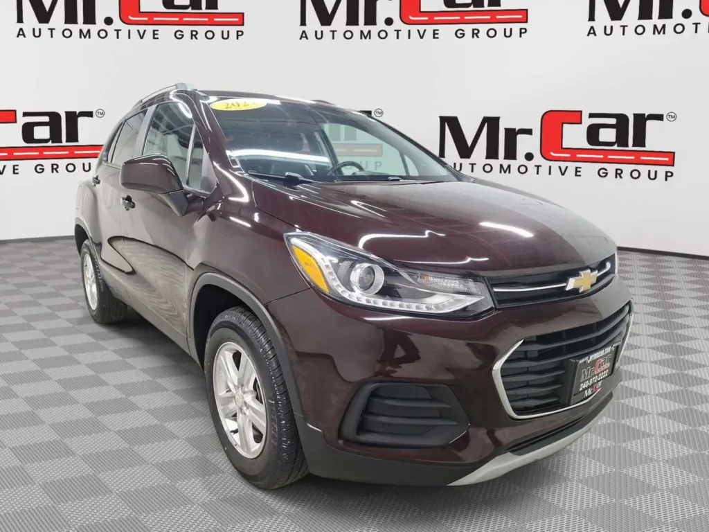 Used 2021 Chevrolet Trax LT for sale in Gaithersburg, MD at Mr. Car ...