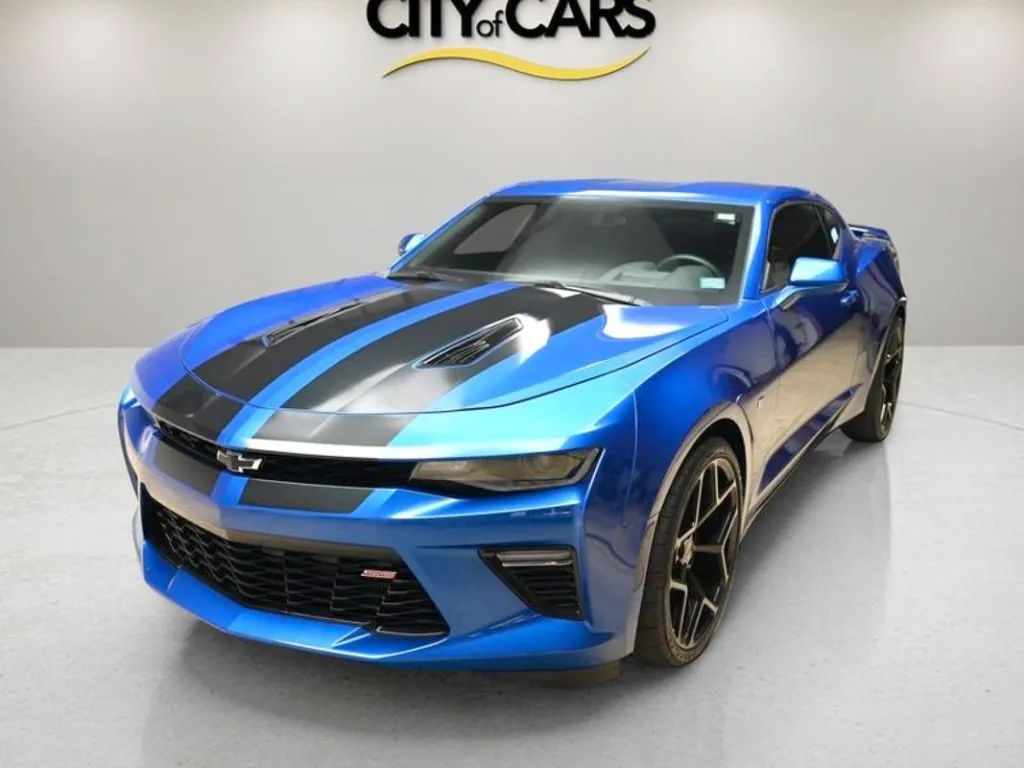 Used 2018 Chevrolet Camaro SS for sale in Troy, MI at City of Cars ...