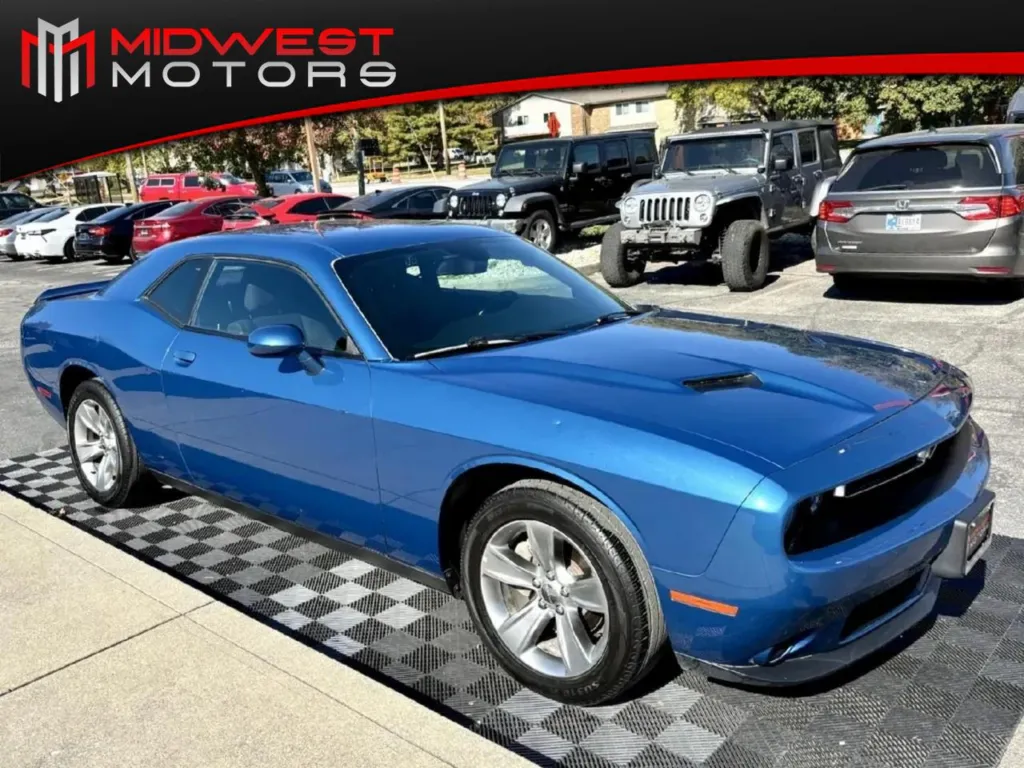 Used 2021 Dodge Challenger SXT RWD for sale in Indianapolis, IN | VIN ...