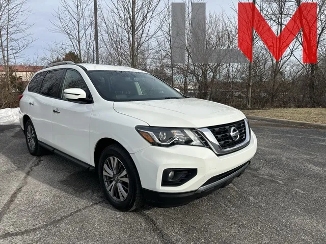 Used 2019 Nissan Pathfinder SL for sale in Indianapolis, IN at Indy ...