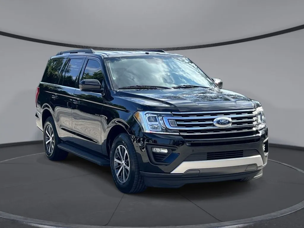 Used 2019 Ford Expedition XLT for sale in Jacksonville, FL at Merit ...