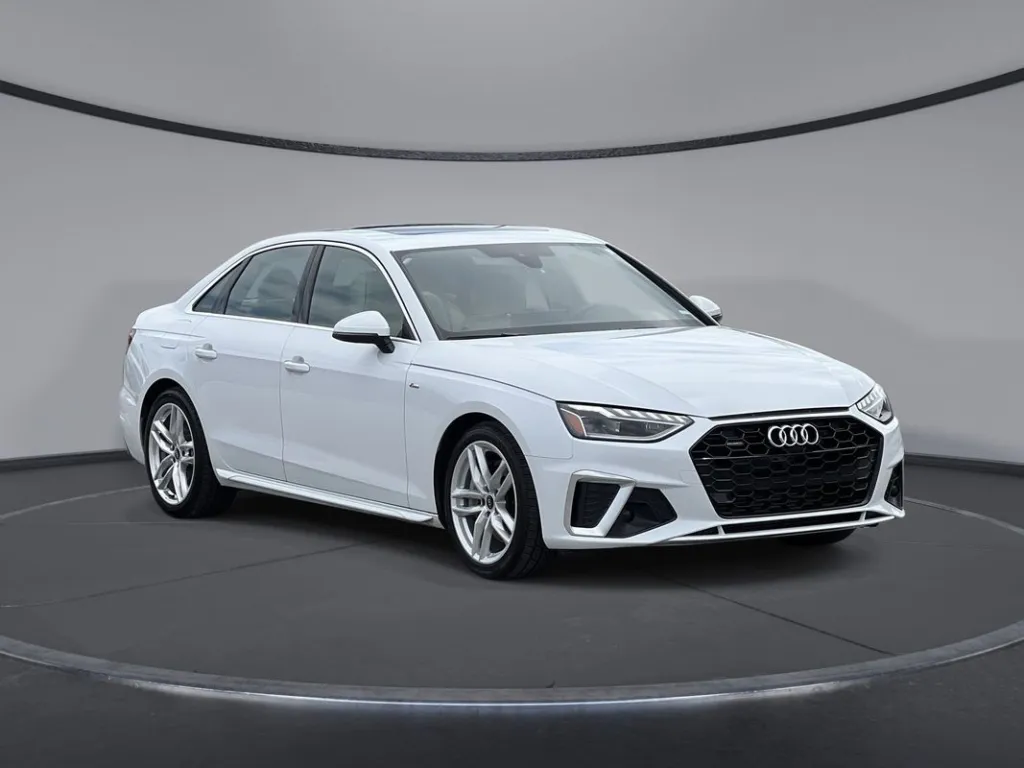 Used 2022 Audi A4 quattro S line Prem Plus 45 TFSI for sale in ...