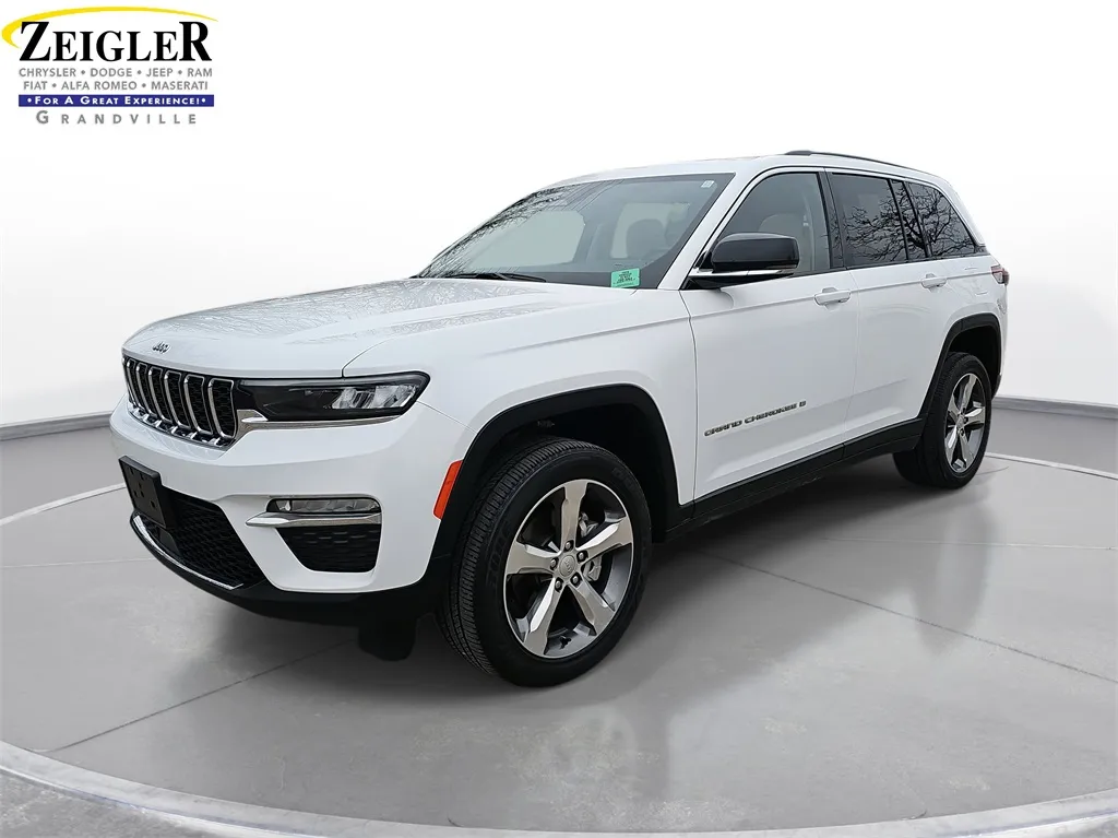 Used 2022 Jeep Grand Cherokee Limited for sale in Grandville, MI at ...
