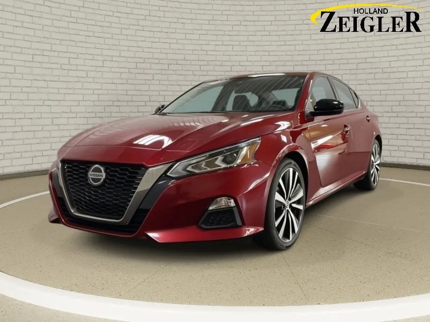 Used 2021 Nissan Altima 2.5 SR for sale in Holland, MI at Zeigler Ford ...