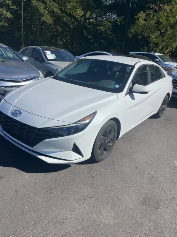 Used 2021 Hyundai Elantra SEL for sale in Lithia Springs, GA at ALM ...