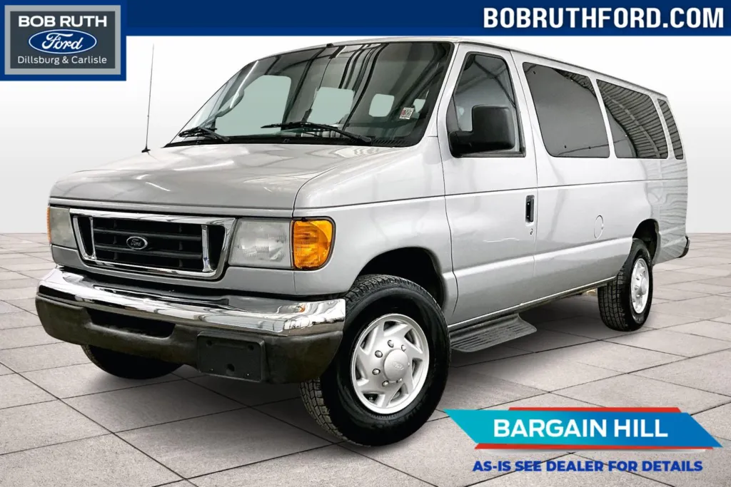Used 2004 Ford Econoline Wagon XL for sale in Dillsburg, PA | VIN: 1FBSS31L64HA23663