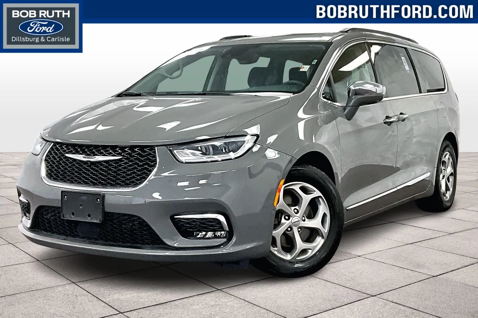 Used 2022 Chrysler Pacifica Limited for sale in Dillsburg, PA at Bob ...