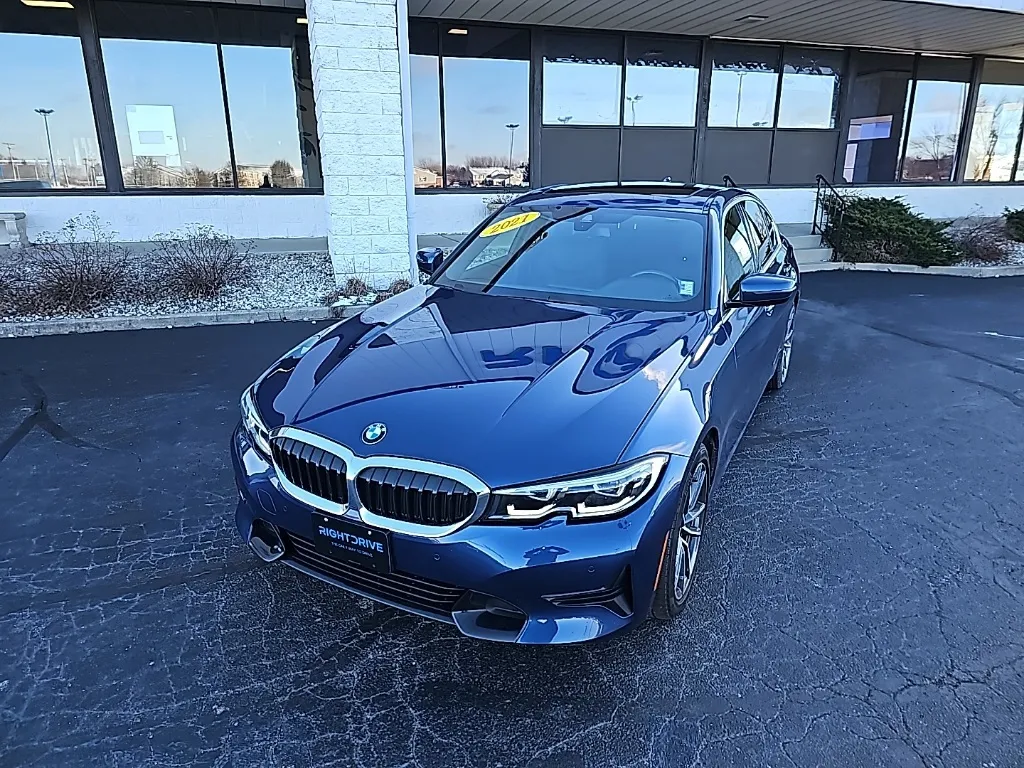 Used 2021 BMW 3 Series 330i xDrive for sale in Muncie, IN at RightDrive ...