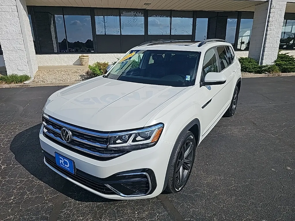 Used 2021 Volkswagen Atlas 3.6L V6 SE w/Technology R-Line for sale in ...