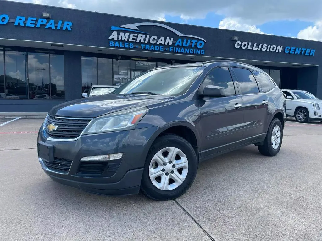 Used 2014 Chevrolet Traverse LS Sport Utility 4D for sale in Houston ...
